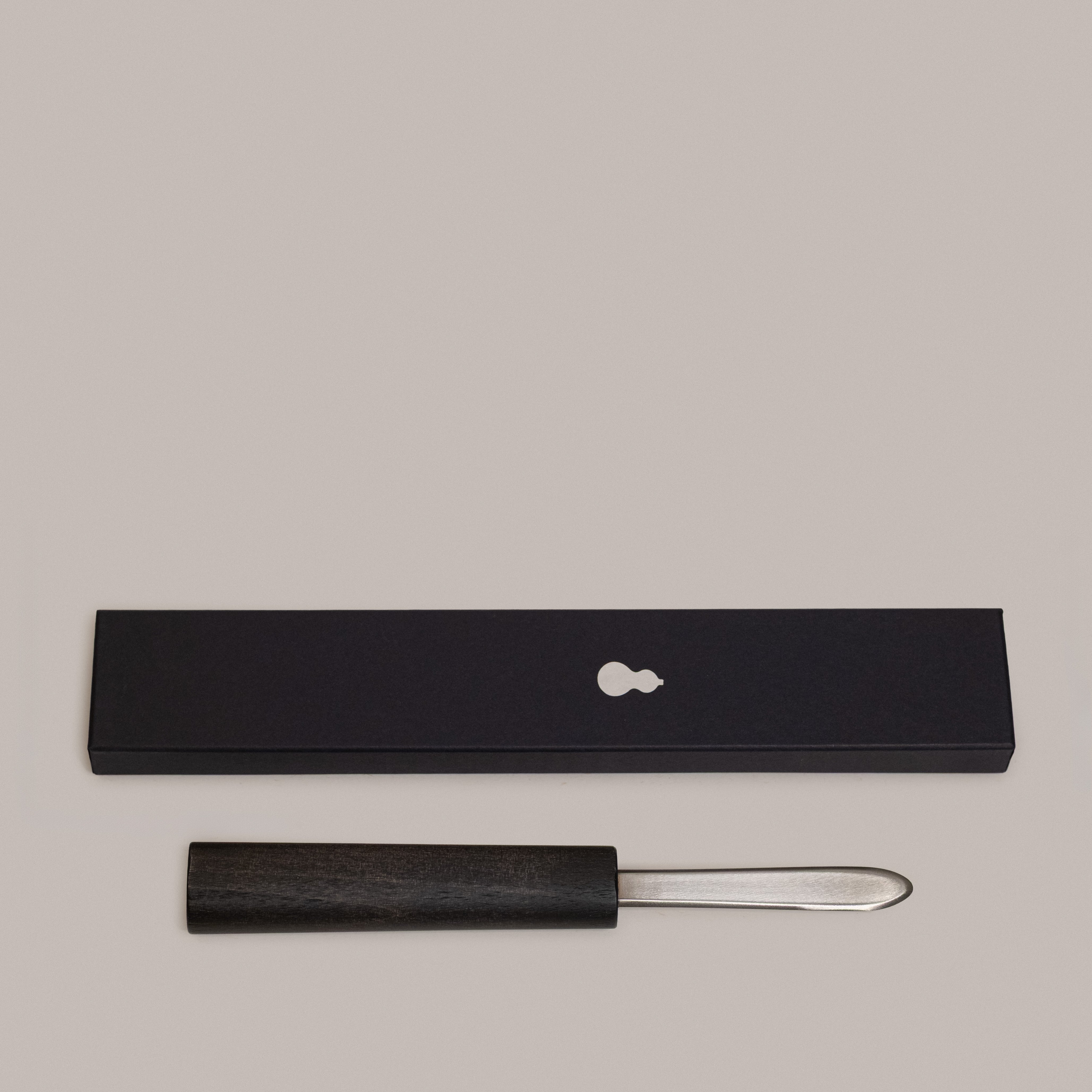 Oyster Knife Made in Japan by Fukube Kaji – DEJIMA
