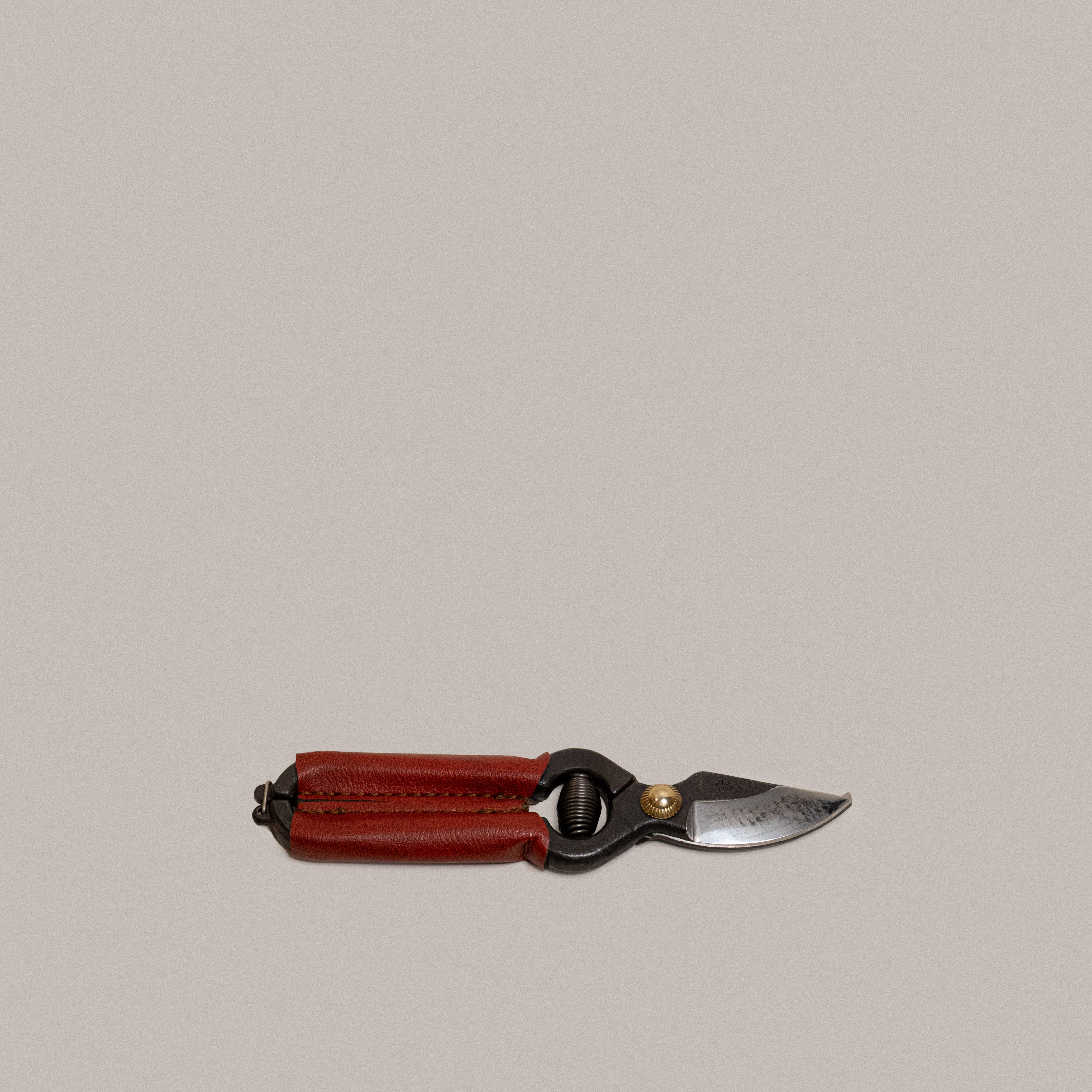 Niwaki Mini Secateurs Made in Japan – DEJIMA
